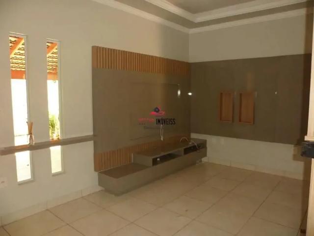 Casa / Sobrado para Venda em Uberlândia/MG Novo Mundo 3 Quartos