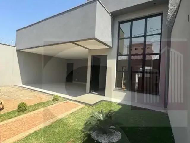 Casa / Sobrado para Venda em Uberlândia/MG Novo Mundo 3 Quartos