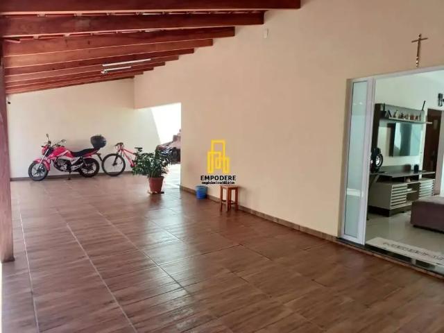 Casa / Sobrado para Venda em Uberlândia/MG Novo Mundo 3 Quartos