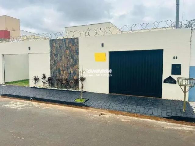 Casa / Sobrado para Venda em Uberlândia/MG Novo Mundo 3 Quartos