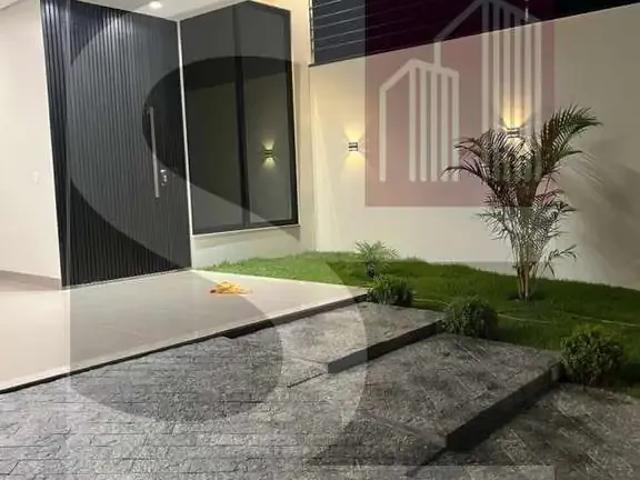 Casa / Sobrado para Venda em Uberlândia/MG Novo Mundo 3 Quartos