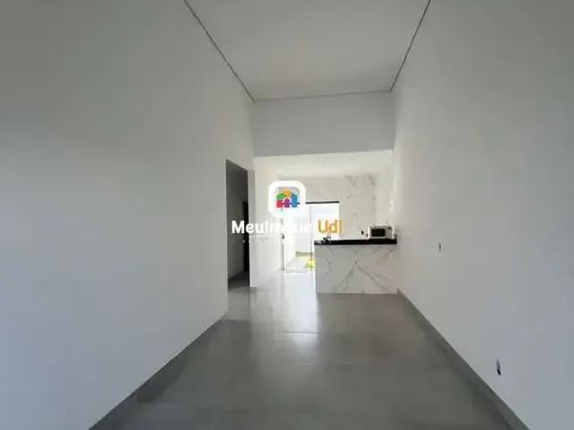 Casa / Sobrado para Venda em Uberlândia/MG Novo Mundo 3 Quartos