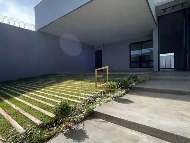 Casa / Sobrado para Venda em Uberlândia/MG Novo Mundo 3 Quartos