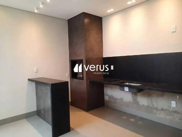 Casa / Sobrado para Venda em Uberlândia/MG Novo Mundo 3 Quartos
