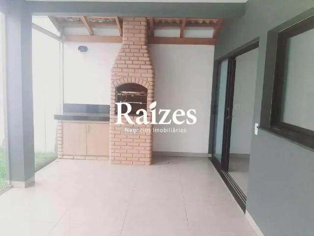 Casa / Sobrado para Venda em Uberlândia/MG Novo Mundo 3 Quartos