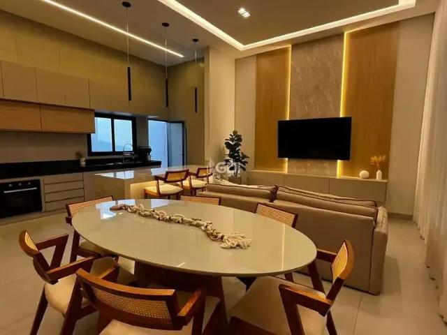 Casa / Sobrado para Venda em Uberlândia/MG Novo Mundo 3 Quartos