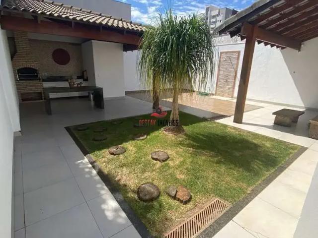 Casa / Sobrado para Venda em Uberlândia/MG Novo Mundo 3 Quartos