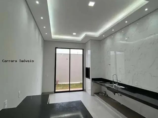 Casa / Sobrado para Venda em Uberlândia/MG Novo Mundo 3 Quartos
