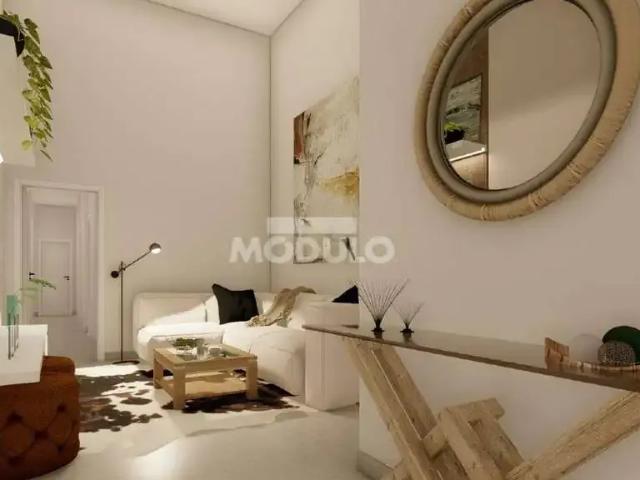 Casa / Sobrado para Venda em Uberlândia/MG Novo Mundo 3 Quartos