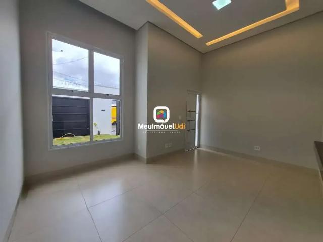 Casa / Sobrado para Venda em Uberlândia/MG Novo Mundo 3 Quartos