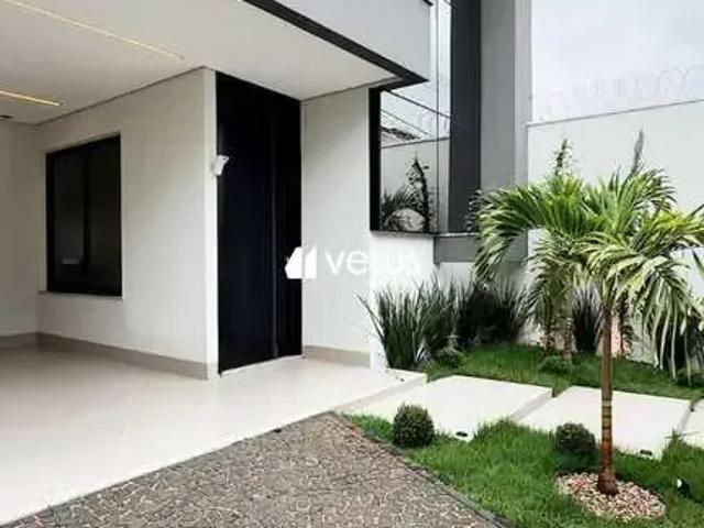Casa / Sobrado para Venda em Uberlândia/MG Novo Mundo 3 Quartos