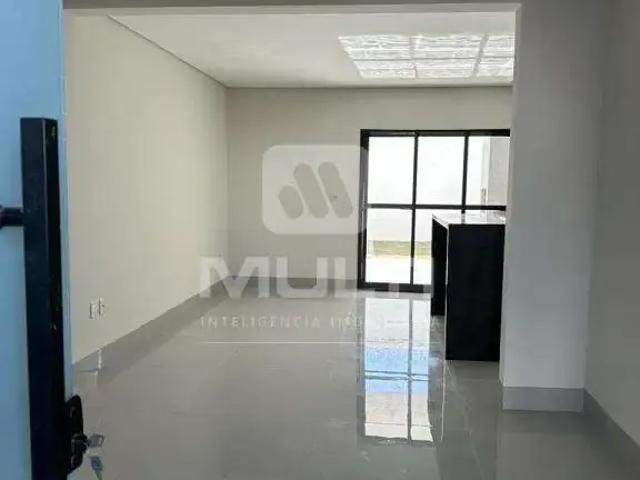 Casa / Sobrado para Venda em Uberlândia/MG Novo Mundo 3 Quartos