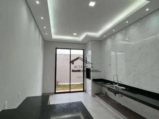 Casa / Sobrado para Venda em Uberlândia/MG Novo Mundo 3 Quartos