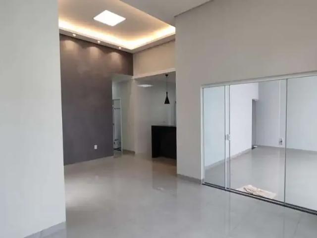 Casa / Sobrado para Venda em Uberlândia/MG Novo Mundo 3 Quartos