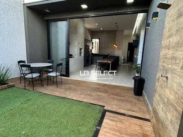 Casa / Sobrado para Venda em Uberlândia/MG Novo Mundo 3 Quartos
