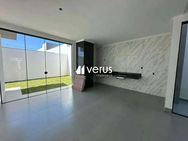 Casa / Sobrado para Venda em Uberlândia/MG Novo Mundo 3 Quartos