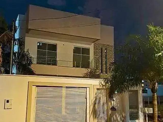 Casa / Sobrado para Venda em Uberlândia/MG Novo Mundo 3 Quartos