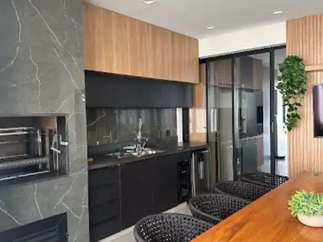 Casa / Sobrado para Venda em Uberlândia/MG Novo Mundo 3 Quartos