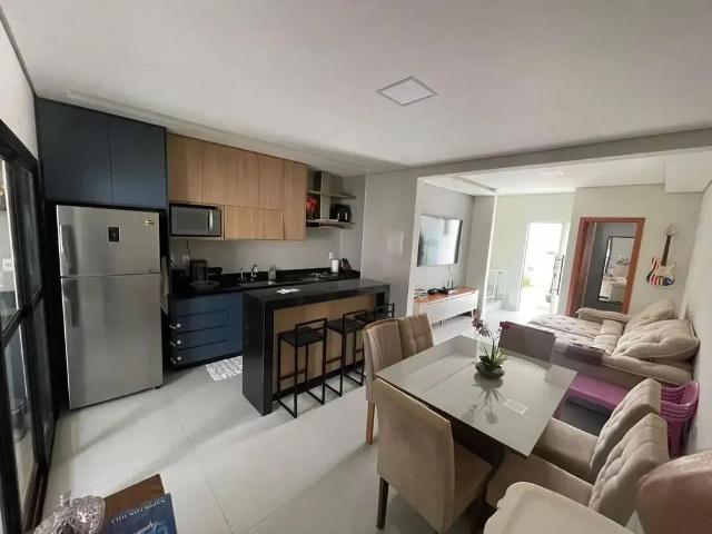 Casa / Sobrado para Venda em Uberlândia/MG Novo Mundo 3 Quartos