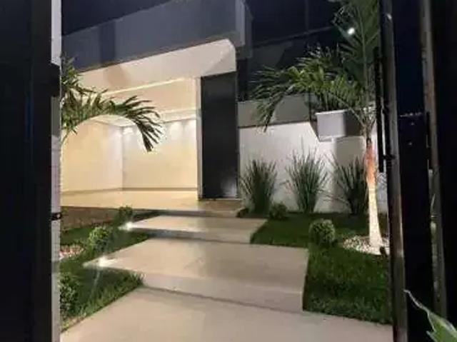 Casa / Sobrado para Venda em Uberlândia/MG Novo Mundo 3 Quartos