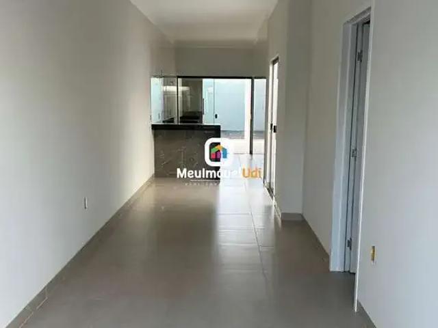 Casa / Sobrado para Venda em Uberlândia/MG Novo Mundo 3 Quartos