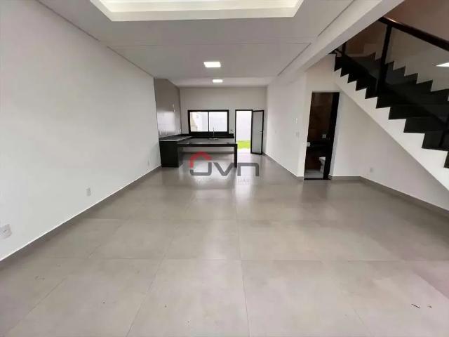 Casa / Sobrado para Venda em Uberlândia/MG Novo Mundo 3 Quartos