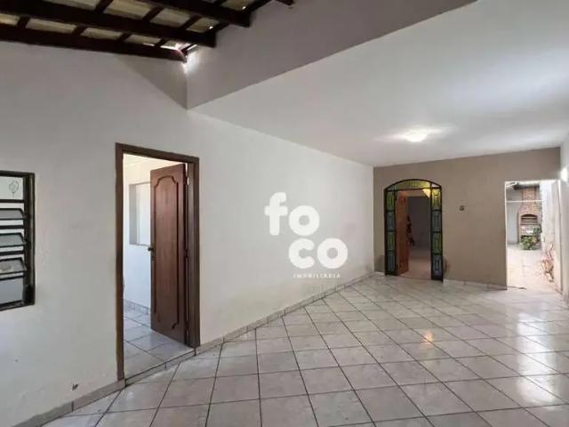 Casa / Sobrado para Venda em Uberlândia/MG Nossa Senhora Aparecida 3 Quartos