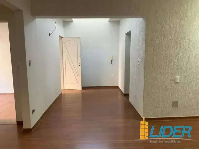 Casa / Sobrado para Venda em Uberlândia/MG Nossa Senhora Aparecida 3 Quartos