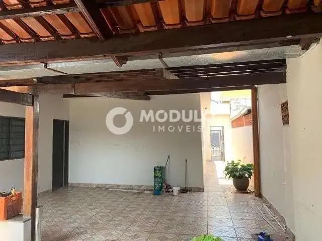 Casa / Sobrado para Venda em Uberlândia/MG Nossa Senhora Aparecida