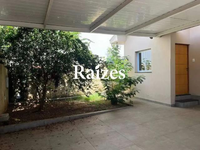 Casa / Sobrado para Venda em Uberlândia/MG Nossa Senhora Aparecida 2 Quartos
