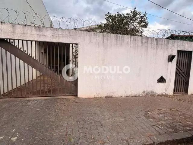 Casa / Sobrado para Venda em Uberlândia/MG Nossa Senhora Aparecida