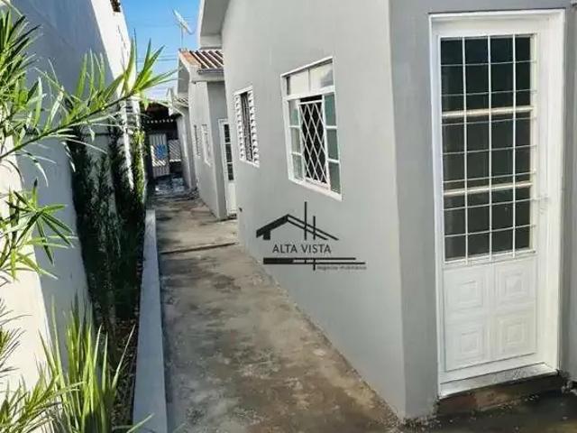 Casa / Sobrado para Venda em Uberlândia/MG Nossa Senhora das Graças 2 Quartos