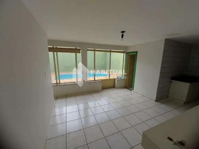 Casa / Sobrado para Venda em Uberlândia/MG Nossa Senhora das Graças 3 Quartos