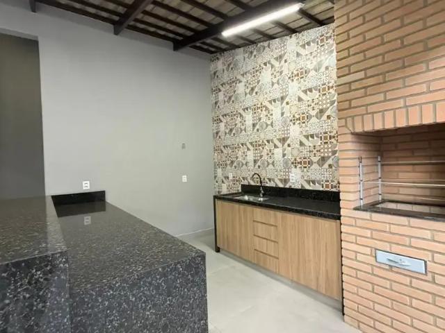 Casa / Sobrado para Venda em Uberlândia/MG Nossa Senhora das Graças 3 Quartos