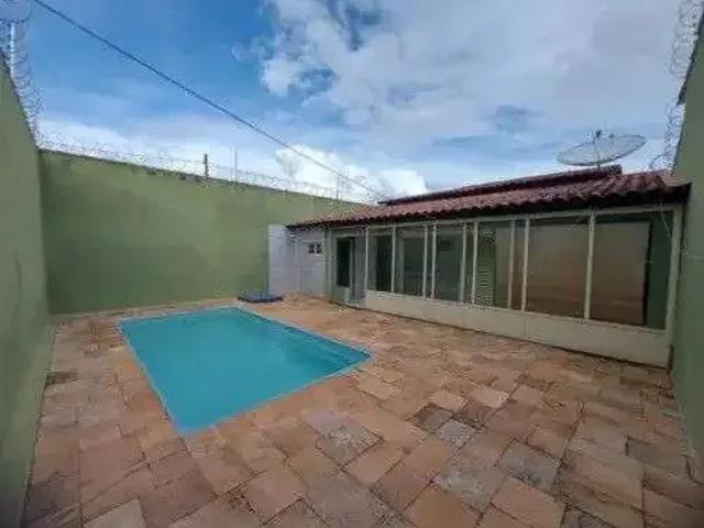 Casa / Sobrado para Venda em Uberlândia/MG Nossa Senhora das Graças 3 Quartos