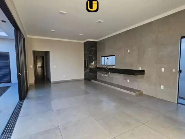 Casa / Sobrado para Venda em Uberlândia/MG New Golden Ville 2 Quartos