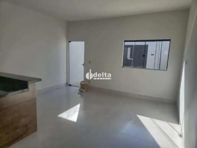 Casa / Sobrado para Venda em Uberlândia/MG São Jorge 2 Quartos