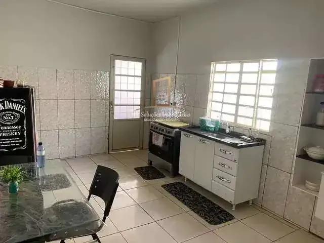 Casa / Sobrado para Venda em Uberlândia/MG São Jorge 2 Quartos