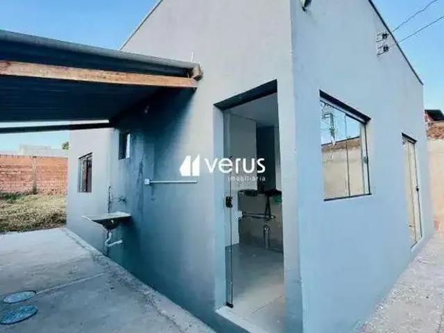 Casa / Sobrado para Venda em Uberlândia/MG São Jorge 2 Quartos