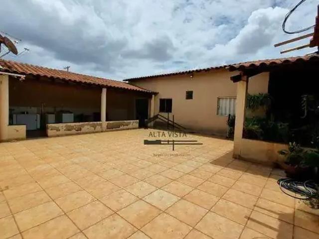 Casa / Sobrado para Venda em Uberlândia/MG São Jorge 3 Quartos