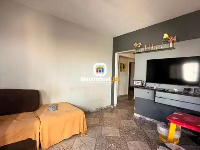 Casa / Sobrado para Venda em Uberlândia/MG São Jorge 3 Quartos