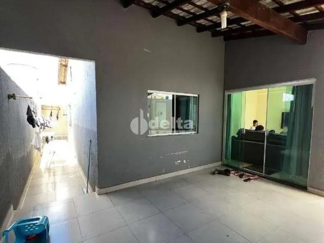 Casa / Sobrado para Venda em Uberlândia/MG São Jorge 4 Quartos