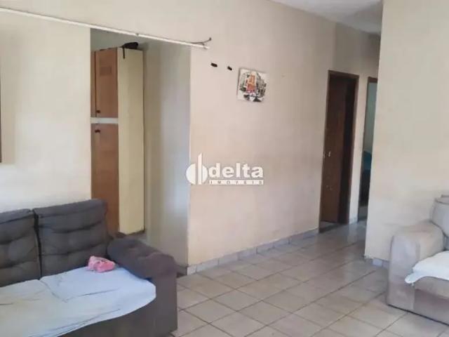 Casa / Sobrado para Venda em Uberlândia/MG Santa Luzia 3 Quartos