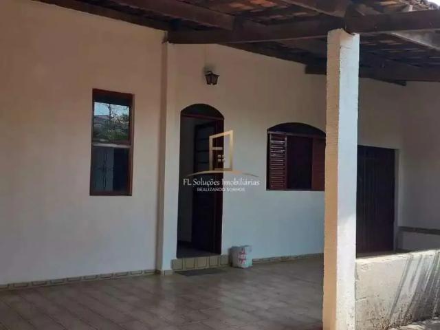Casa / Sobrado para Venda em Uberlândia/MG Santa Luzia 3 Quartos
