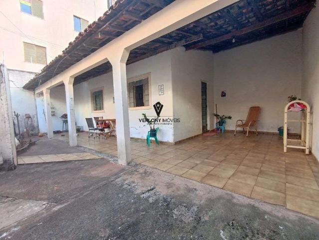 Casa / Sobrado para Venda em Uberlândia/MG Santa Mônica 2 Quartos