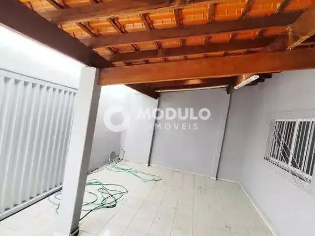 Casa / Sobrado para Venda em Uberlândia/MG Santa Mônica 3 Quartos