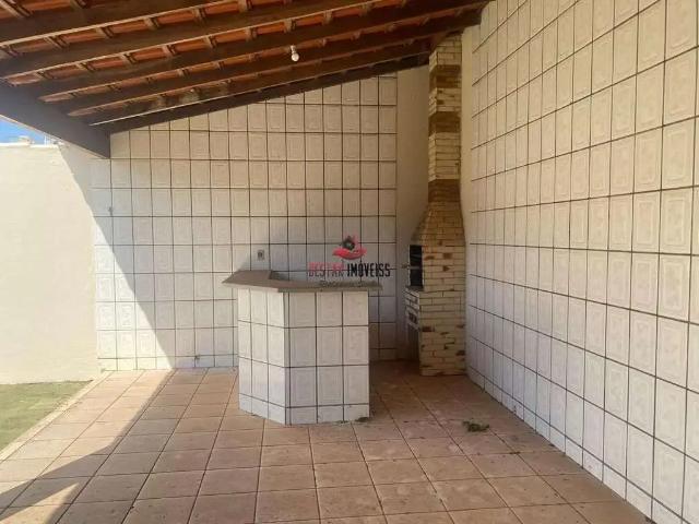 Casa / Sobrado para Venda em Uberlândia/MG Santa Mônica 3 Quartos