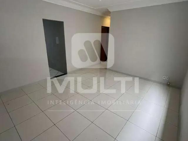 Casa / Sobrado para Venda em Uberlândia/MG Santa Mônica 3 Quartos