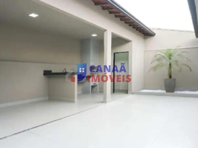 Casa / Sobrado para Venda em Uberlândia/MG Santa Mônica 3 Quartos