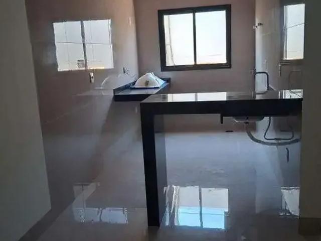 Casa / Sobrado para Venda em Uberlândia/MG Santa Mônica 3 Quartos